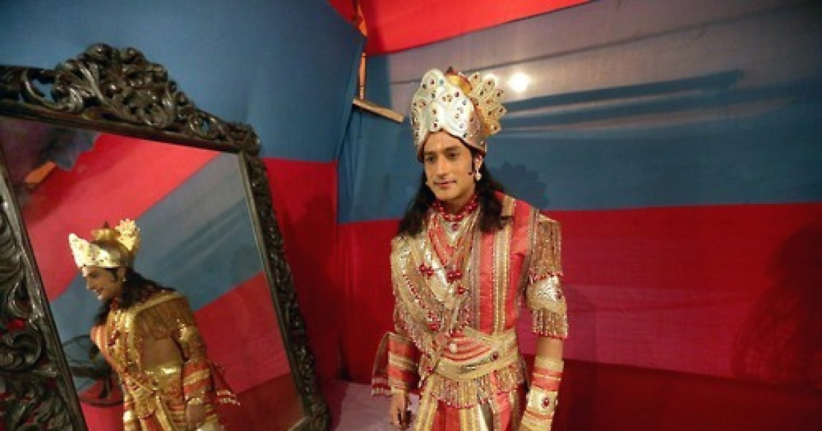 INDIA CUSTOMS THEATER