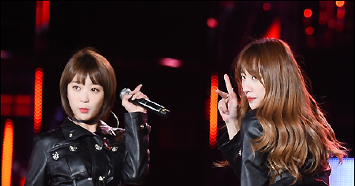 [MD포토] EXID 혜린-하니, '이렇게 섹시하 뒤태 보셨나요?'