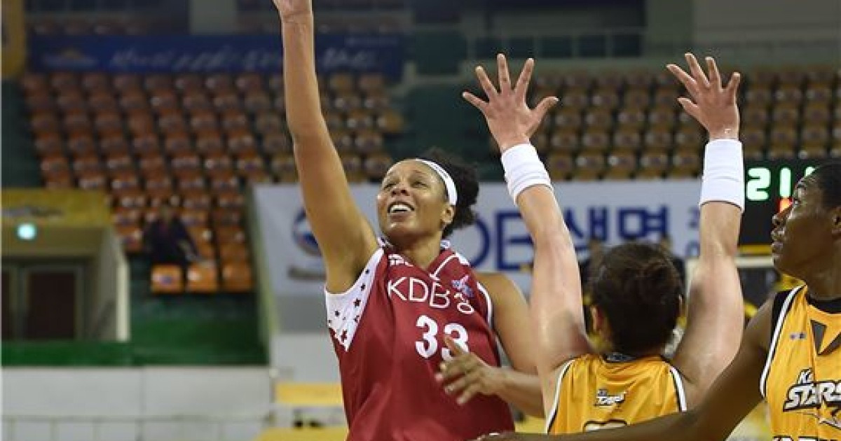 KDB생명, KB 꺾고 시즌 첫 승 신고