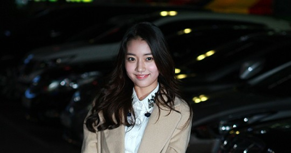 [TENPHOTO] 정다빈, 16살이라고는 믿기지 않는 성숙한 외모 (그녀는예뻤다 종방연)