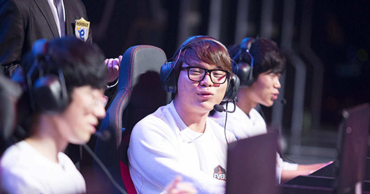 [포토] ESC ever '아레스' 김민권 "우리가 SKT를 잡았다"