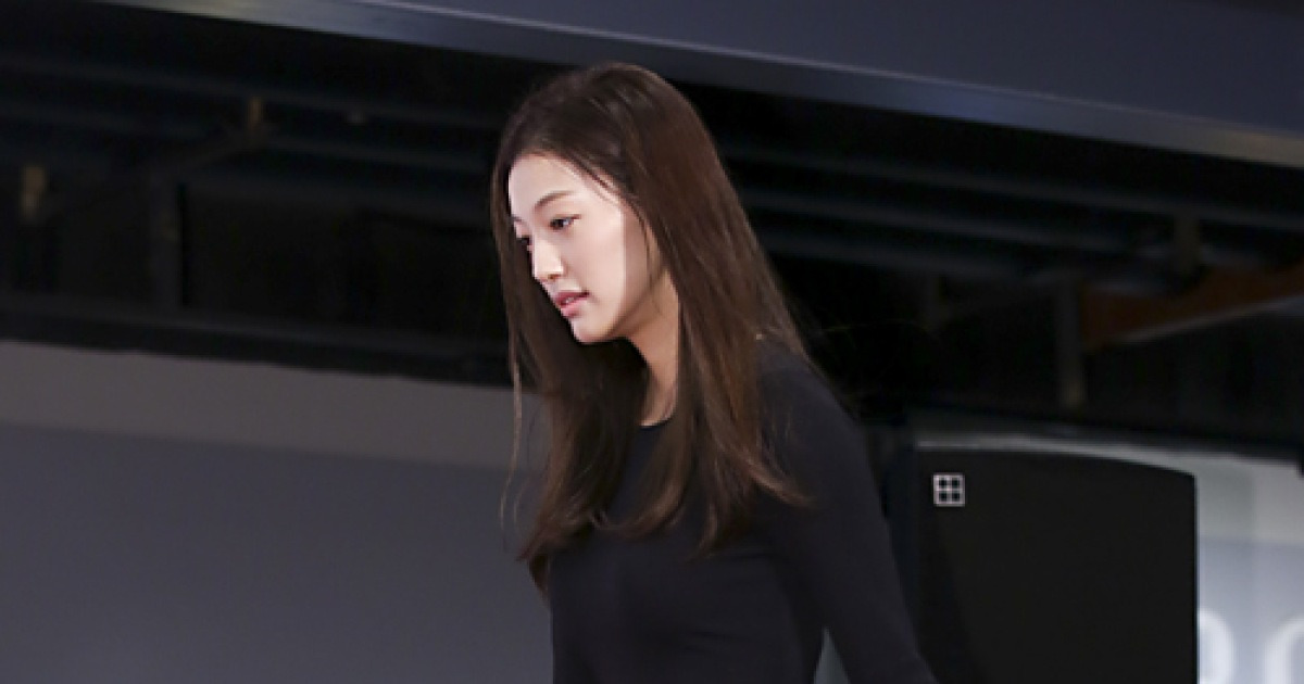 [bnt포토] 이엘 '늘씬한 8등신 비율 몸매'