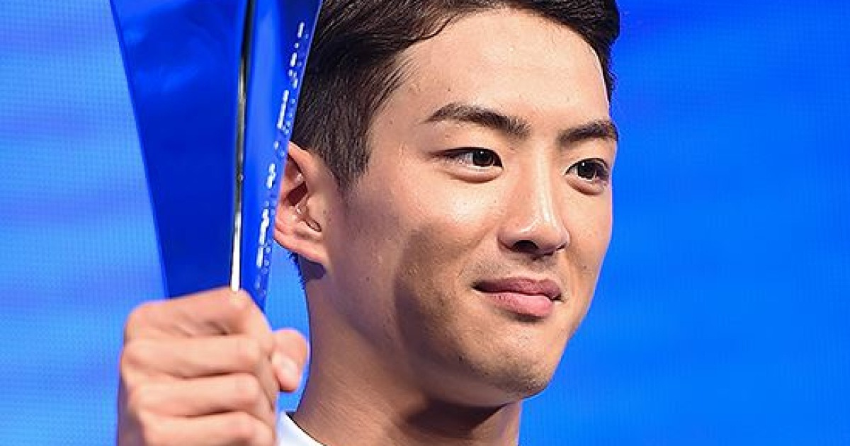 테임즈 MVP·구자욱 신인상..2015 KBO 시상식 성료(종합)