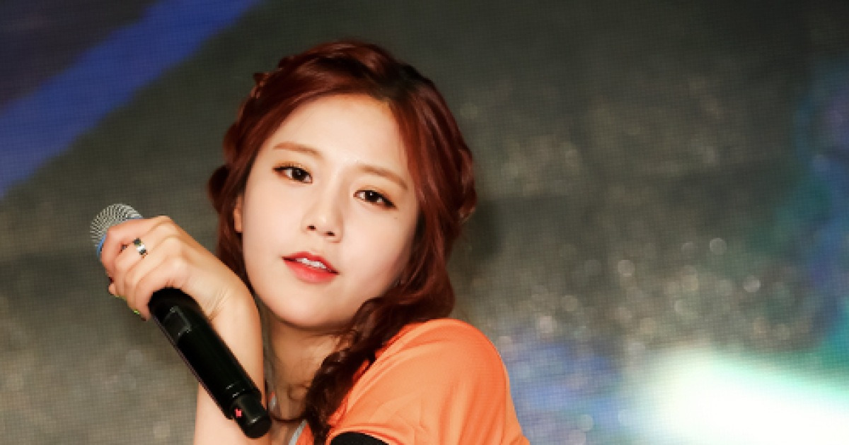 [bnt포토] AOA 혜정 '눈맞춤의 설레임이란'