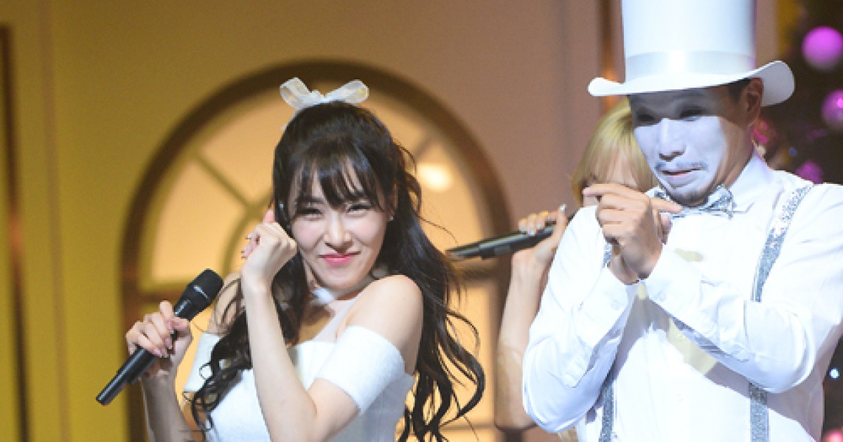 티파니 '산타와 함께 춤을~' [MBN포토]