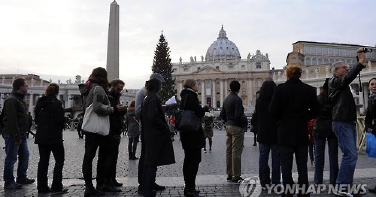 VATICAN POPE SECURITY