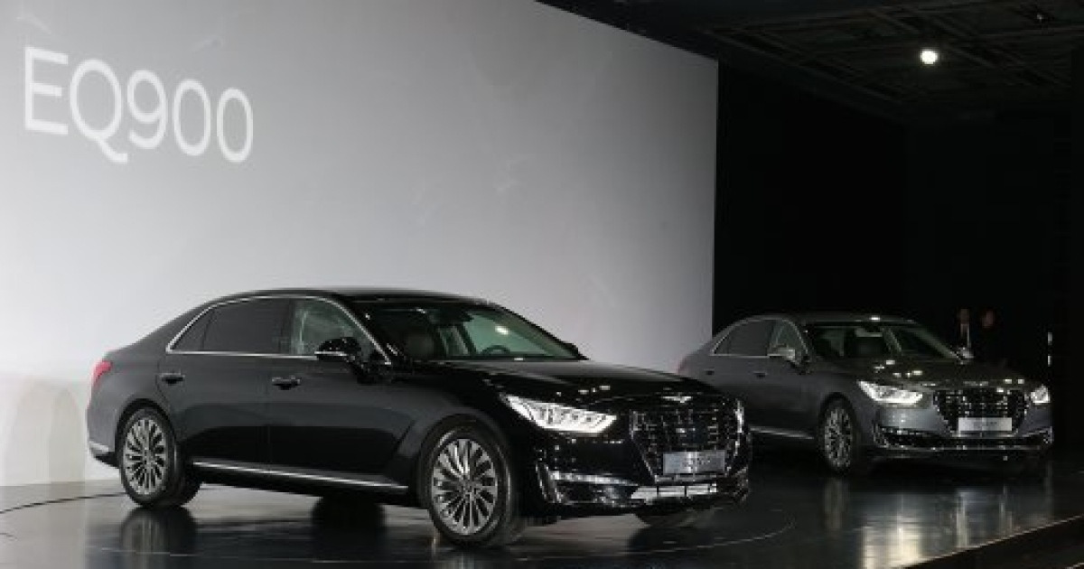 첫 번째 럭셔리 세단 '제네시스 EQ900'..가격은 7300만 원부터