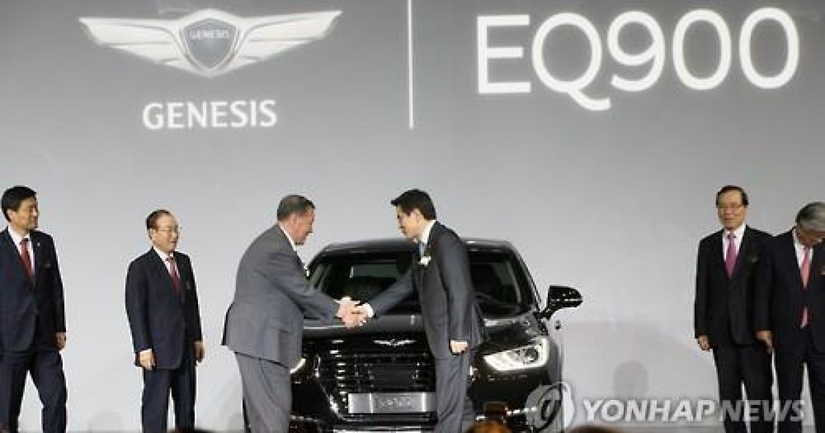 EQ900에 놀란다..최초 신기술만 14개 탑재