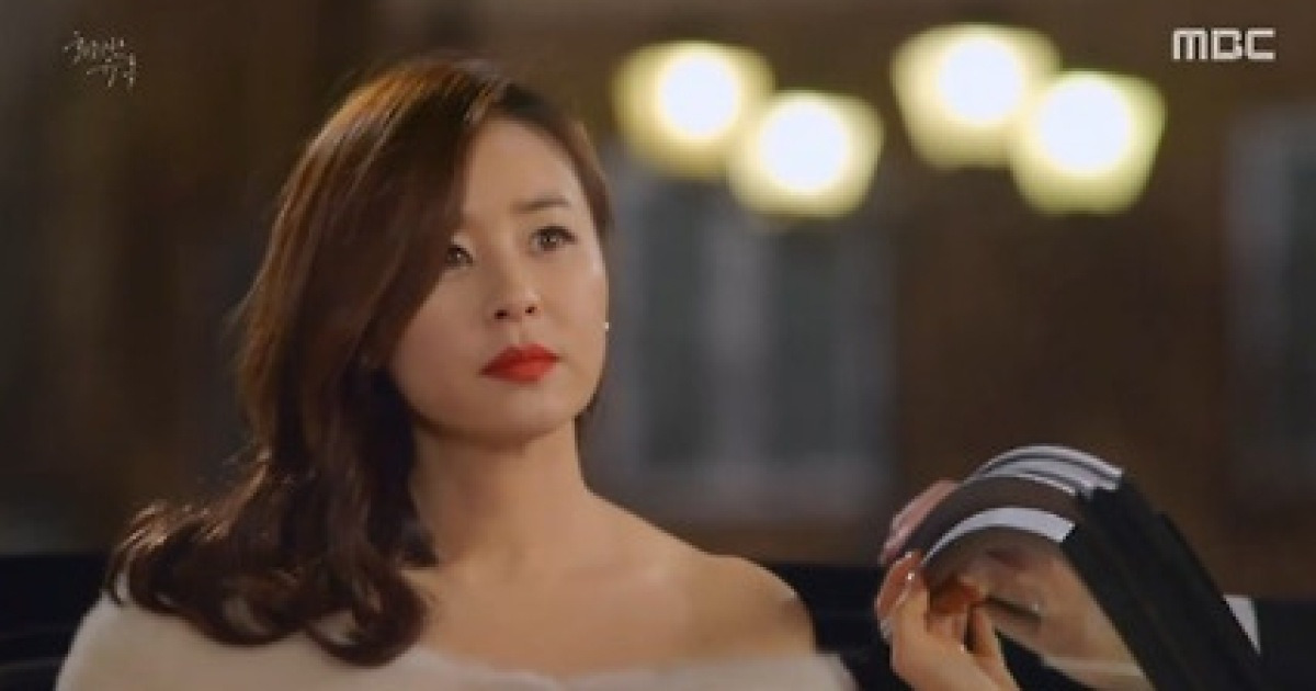 화려한 유혹 최강희 지금까지 본적 없는 화려한 모습으로 등장