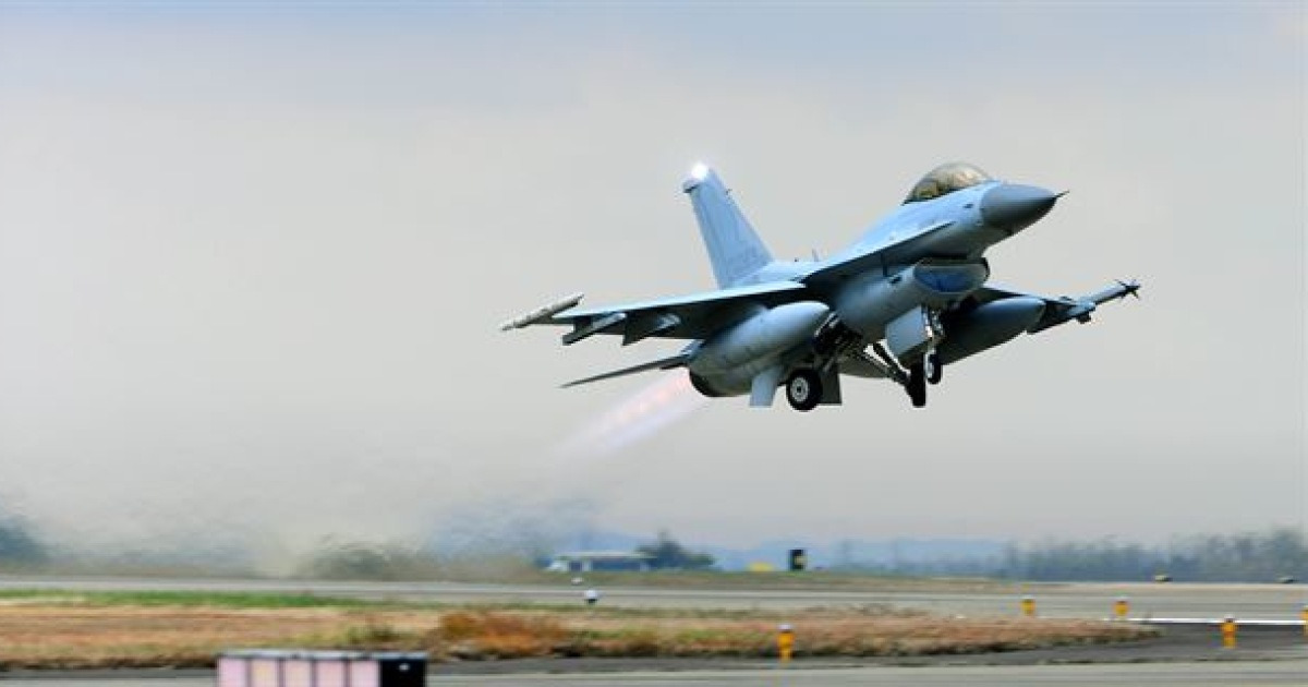 KF-16전투기 성능개량, 우여곡절 끝에 재추진