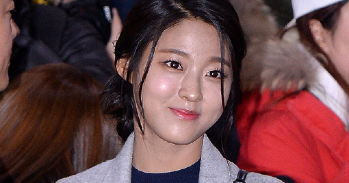 AOA 설현, '공항 밝히는 청순미소' [MBN포토]