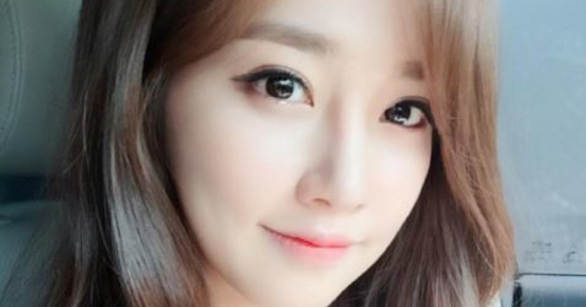 미녀 트로트 가수 소유미, MBC '가요베스트 대제전'에서 신인상 수상