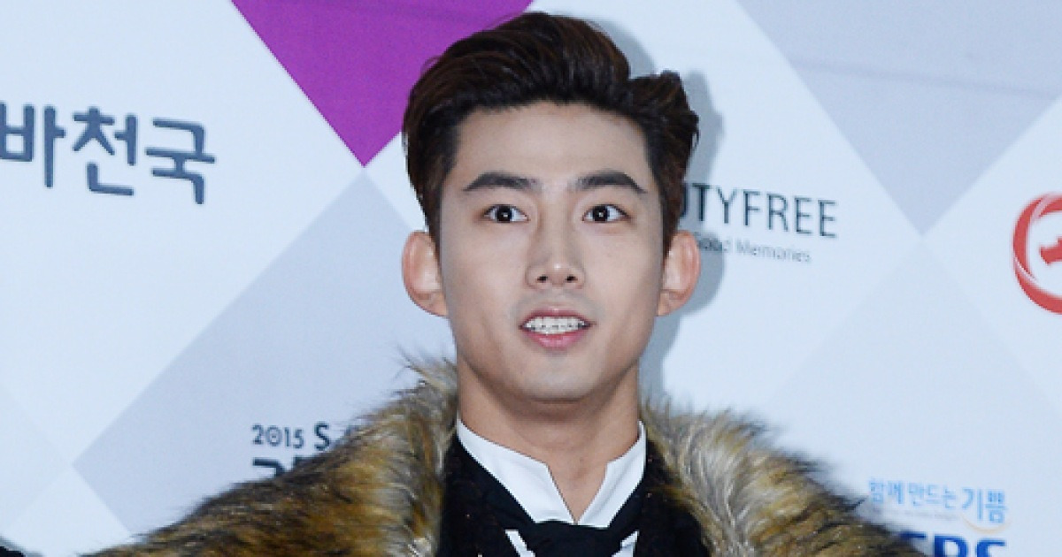 [SBS가요대전] 2PM 택연 '짐승돌의 독보적인 의상'