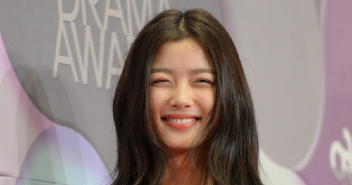 [SS포토] 김유정, MBC 연기대상에서 매혹의 눈웃음?