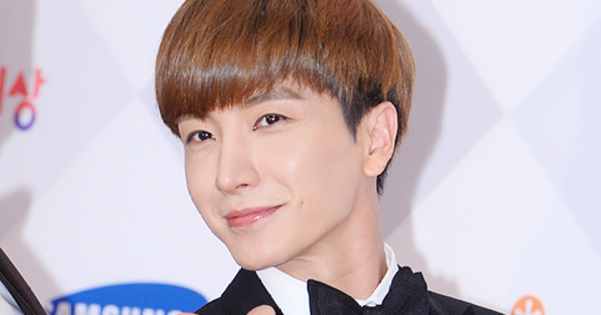 [TD포토] 슈퍼주니어 이특 '베일 듯 샤프한 외모' (SBS 연예대상)