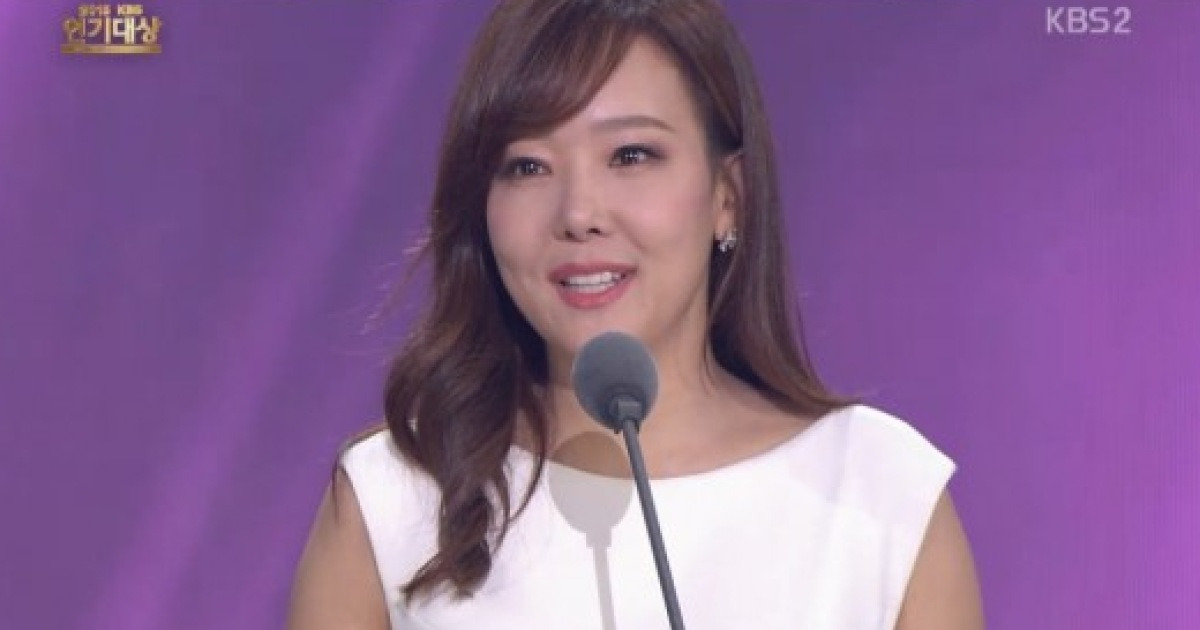 '2015 KBS 연기대상' 소유진 "'아이가 다섯', 엄마인 만큼 잘 소화하겠다"