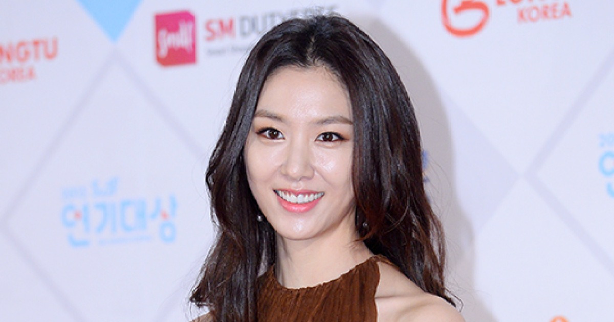 [TD포토] 서지혜 '가녀린 어깨라인' (SBS 연기대상)