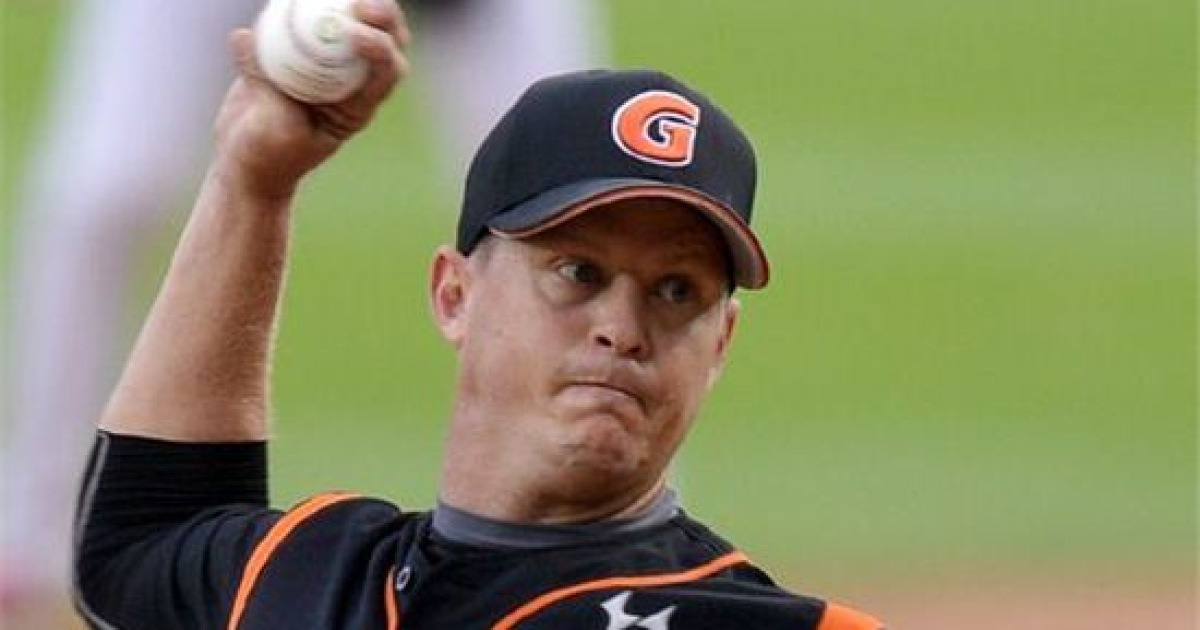 롯데, 퓨처스 투수코치로 옥스프링 영입