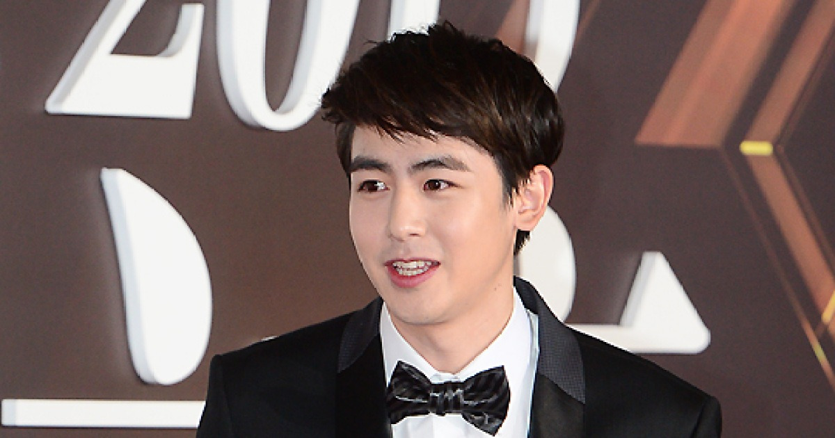 [TD포토] 2PM 닉쿤 '여배우 보다 더 뽀얀 피부' (웨이보의 밤)