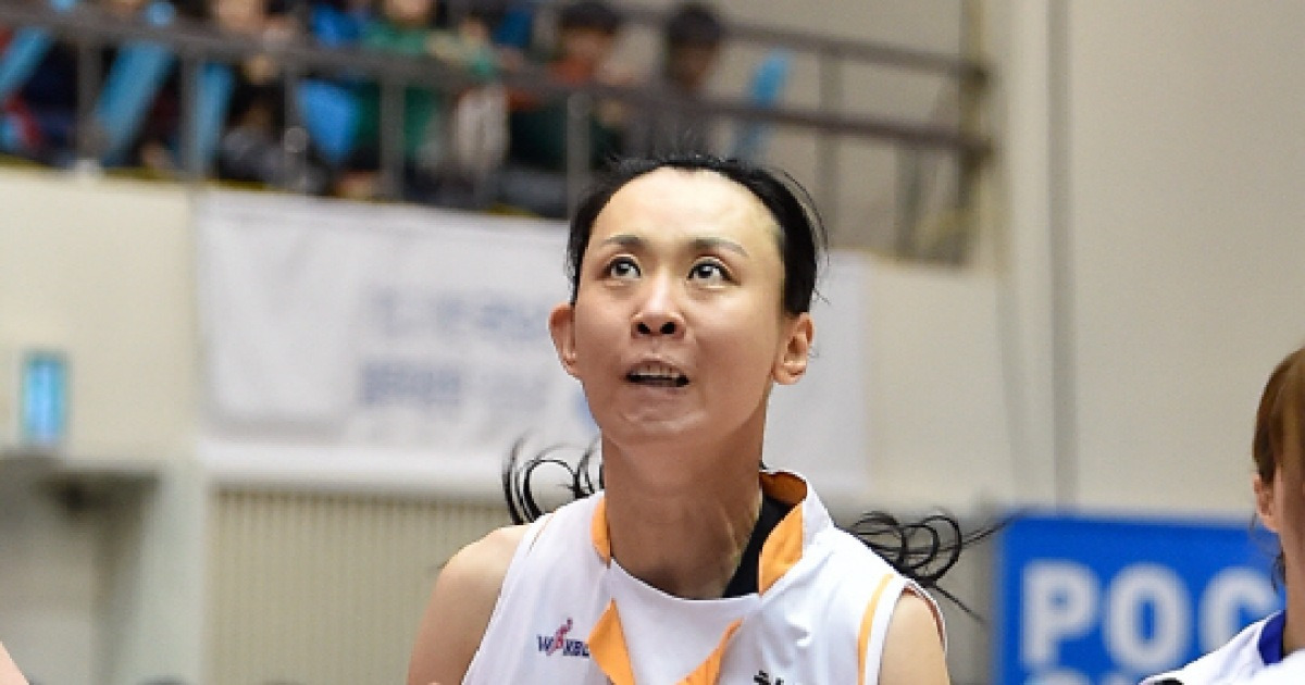 KB스타즈, KDB생명 꺾고 3연패 탈출