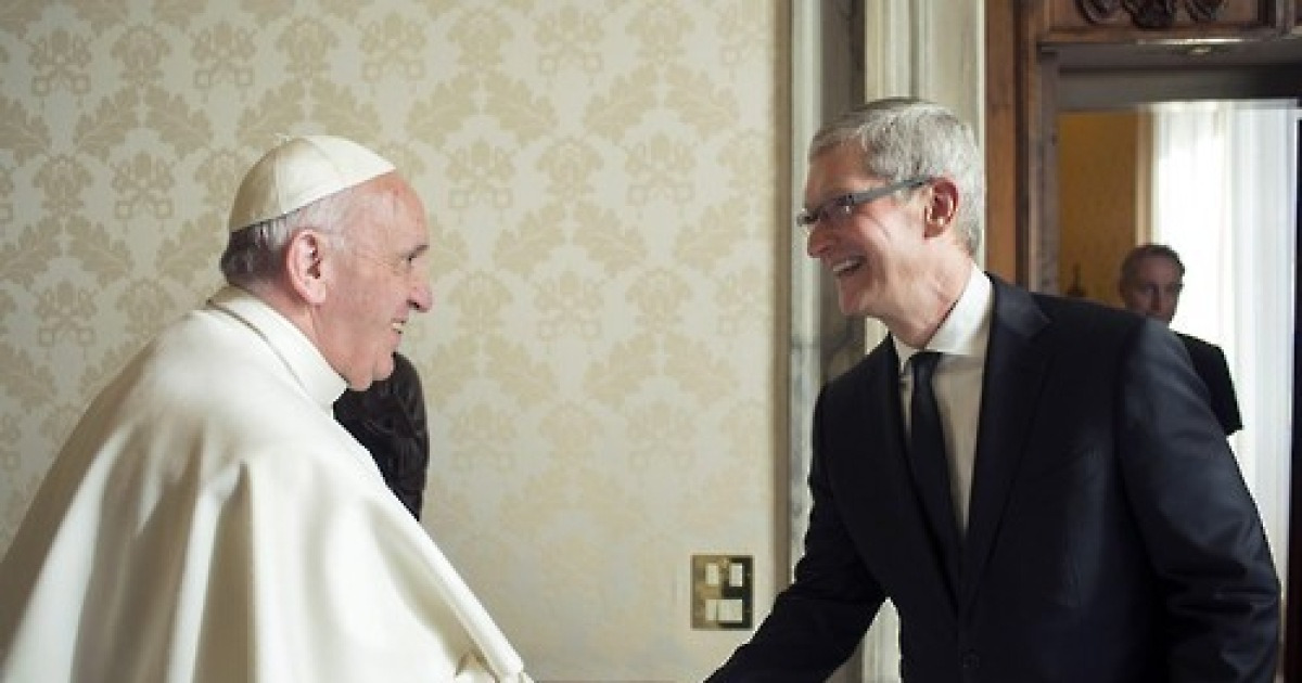 VATICAN POPE APPLE COOK