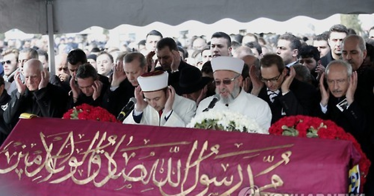 TURKEY FUNERAL MUSTAFA KOC