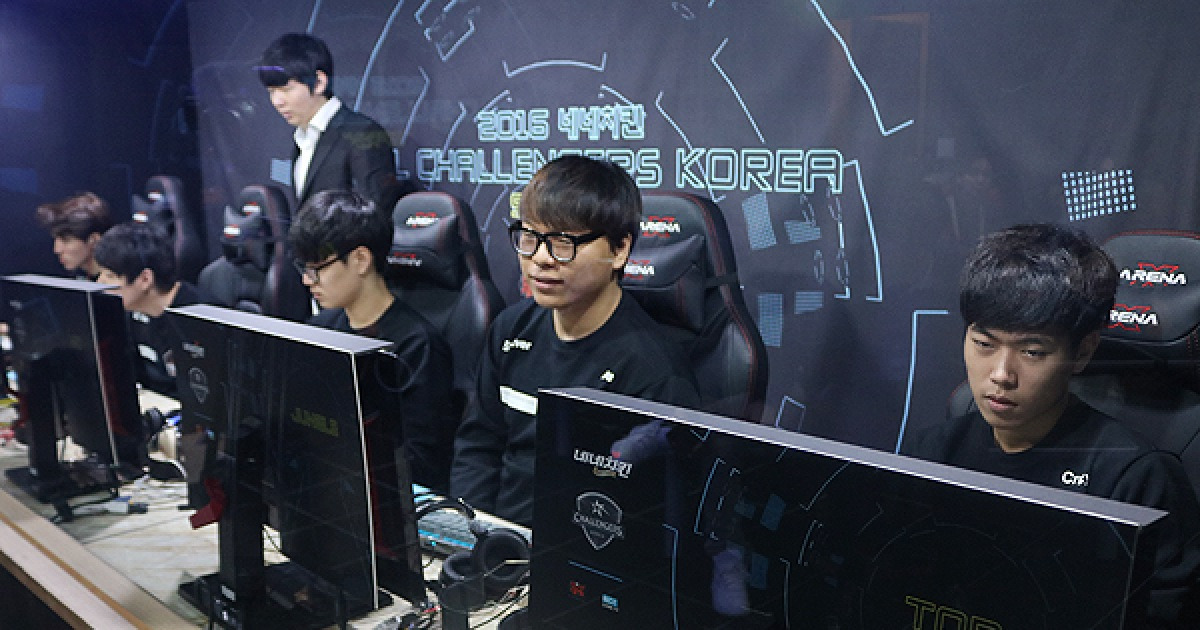 [LoL 챌린저스] ESC 에버, 노련한 운영 통해 파토스에 역전승! 1-0