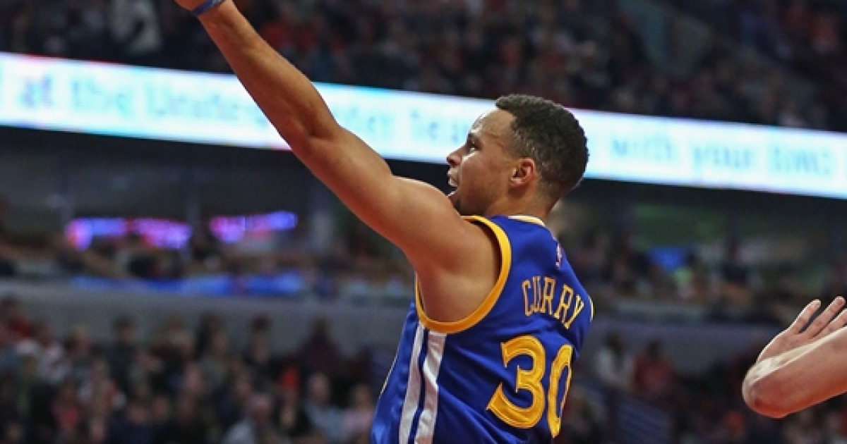 [Today's NBA] 72승의 법칙, '부탁해요, 커리'
