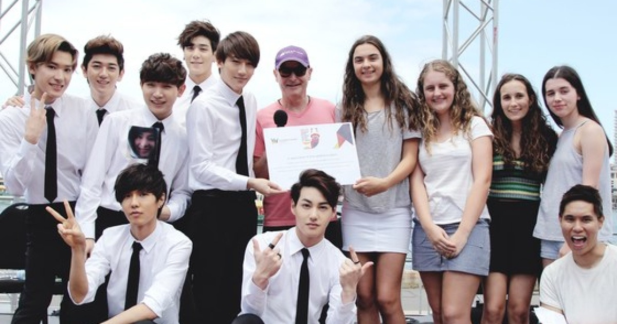 '성룡돌' JJCC, 中-日 이어 호주까지 장악..新 한류 아이콘