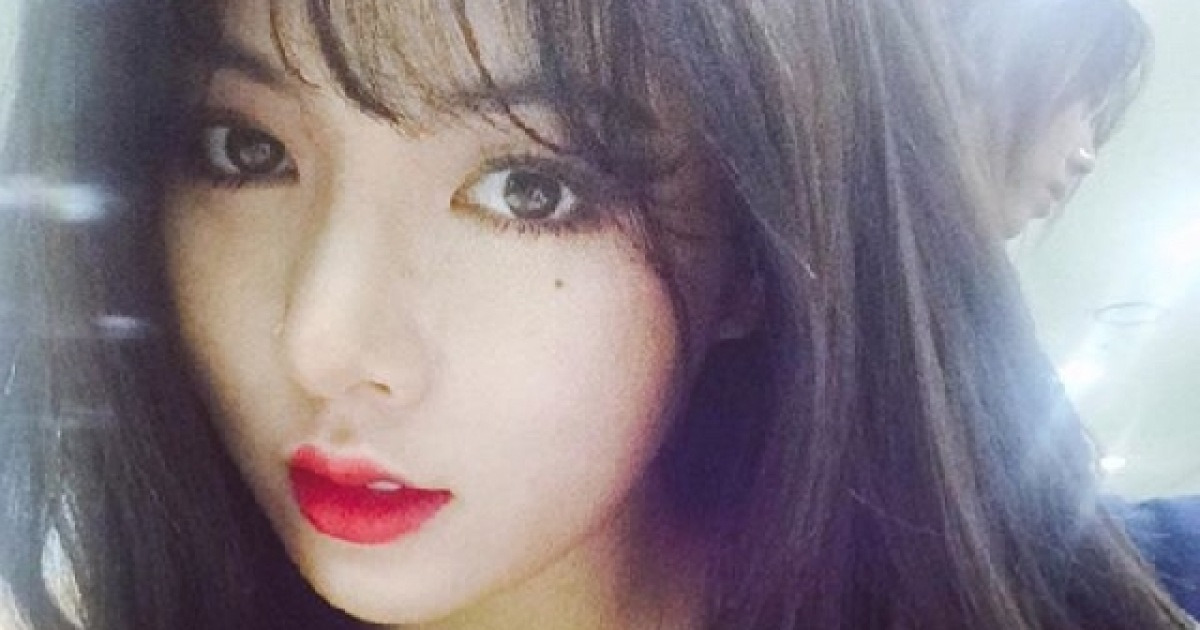 포미닛 현아 무대 밖에서도 빨간 입술 심장저격