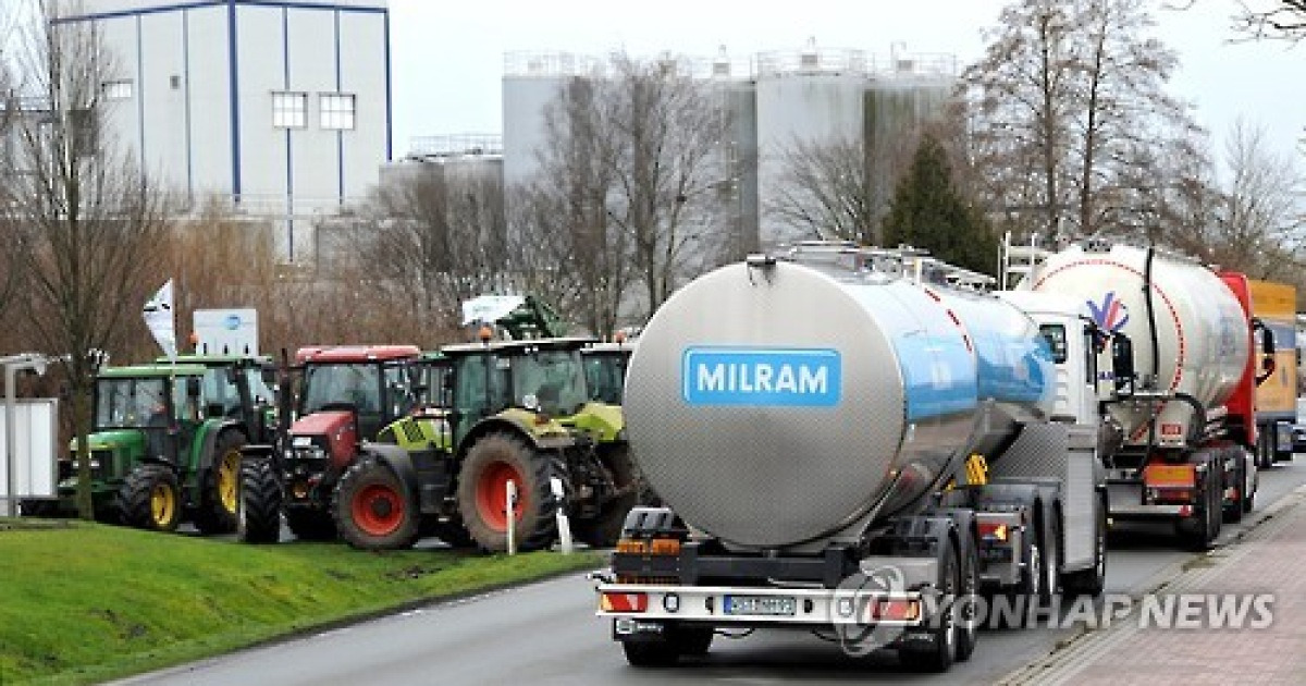 GERMANY PROTEST DAIRY FARMERS