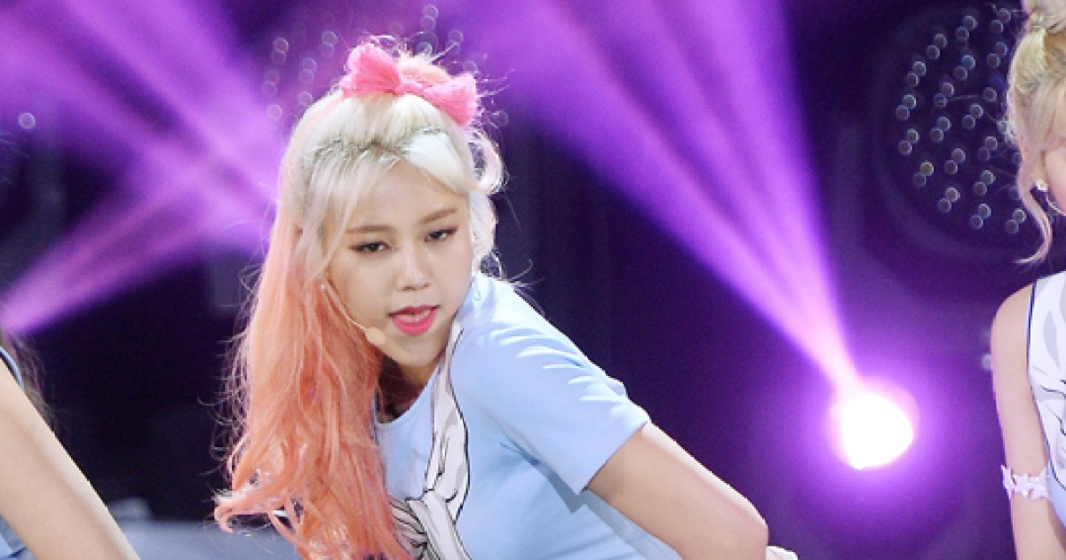 [TD포토] AOA크림 혜정 '이렇게 섹시했었나?'