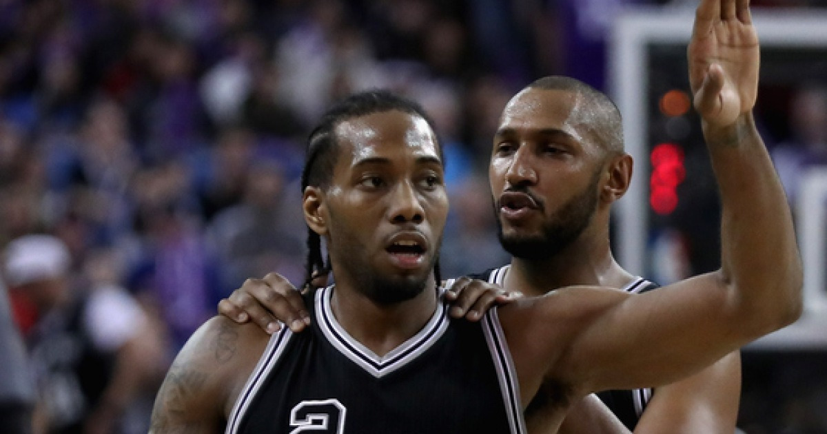 [NBA] '레너드 32득점 폭발' 샌안토니오, PO 2R 진출까지 단 1승