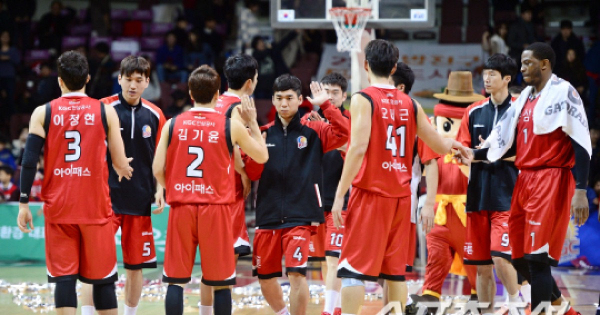 KGC, 4강 PO서도 레드 응원 물결 이어간다