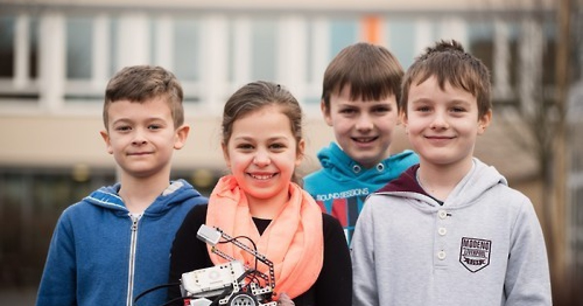 GERMANY THIRD GRADER ROBOT