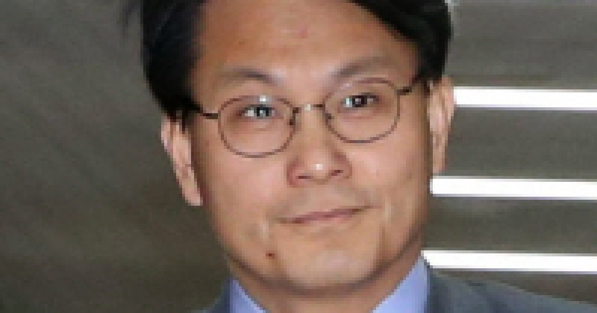 윤상현, 朴대통령에 "누님"..전두환 딸과 이혼·재벌 3세와 재혼