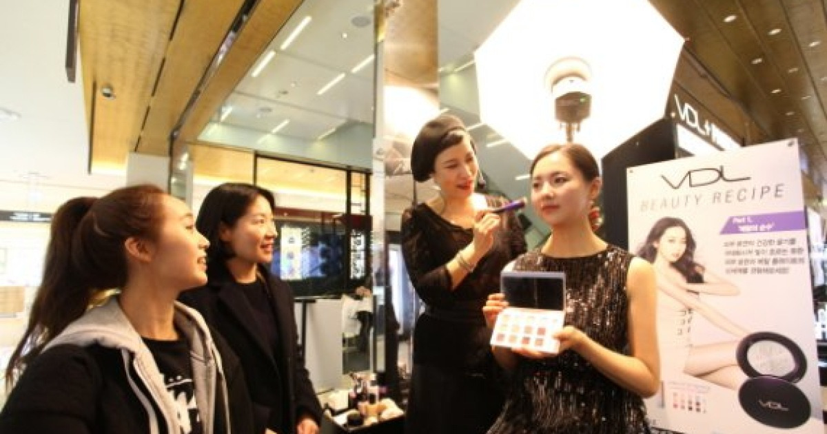 LG생건 VDL, 유명 메이크업아티스트와 시즌 트렌드 제안