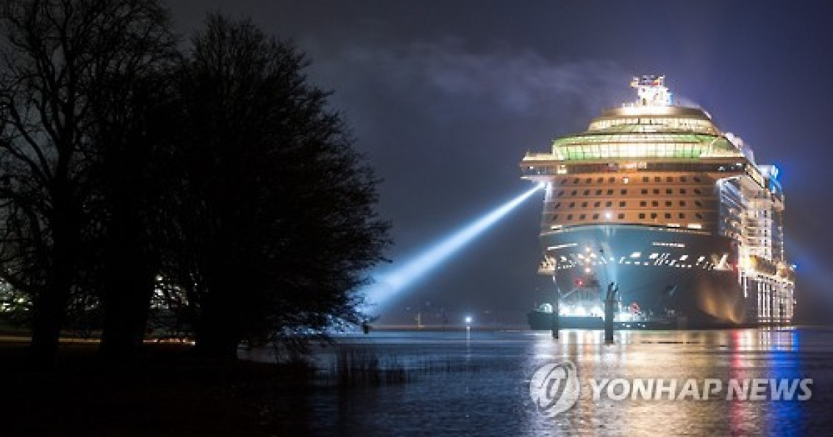 GERANY TRANSPORT CRUISE SHIP