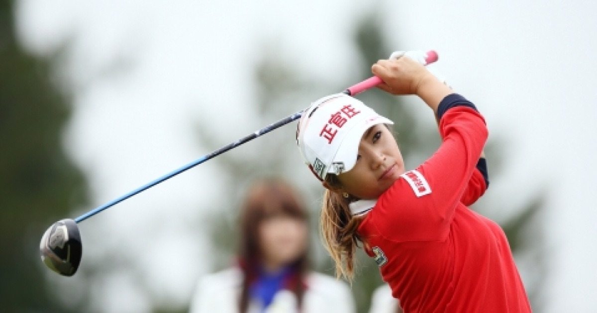 건국대 골프부 이보미, 세계랭킹 16위로..JLPGA 시즌 첫승