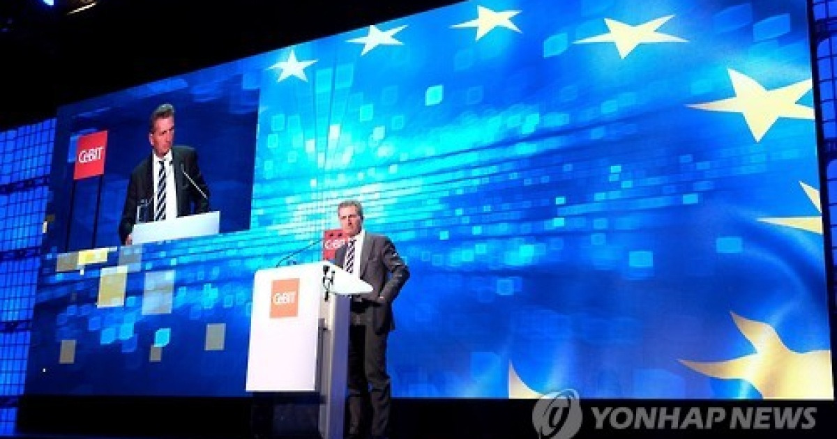 GERMANY CEBIT TECH FAIR