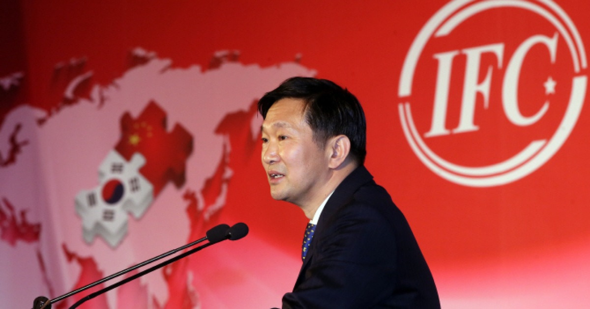 [IFC 2016 포토]발제하는 송인창 국제경제관리관