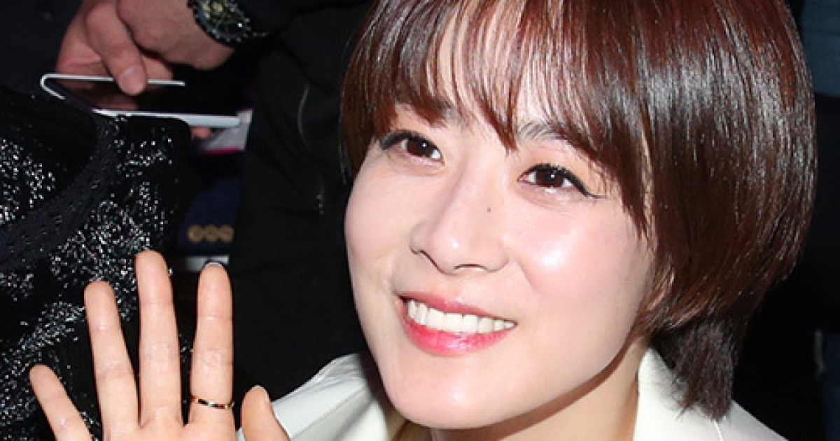 [bnt포토] 류현경 '센스 넘치는 손목 타투'