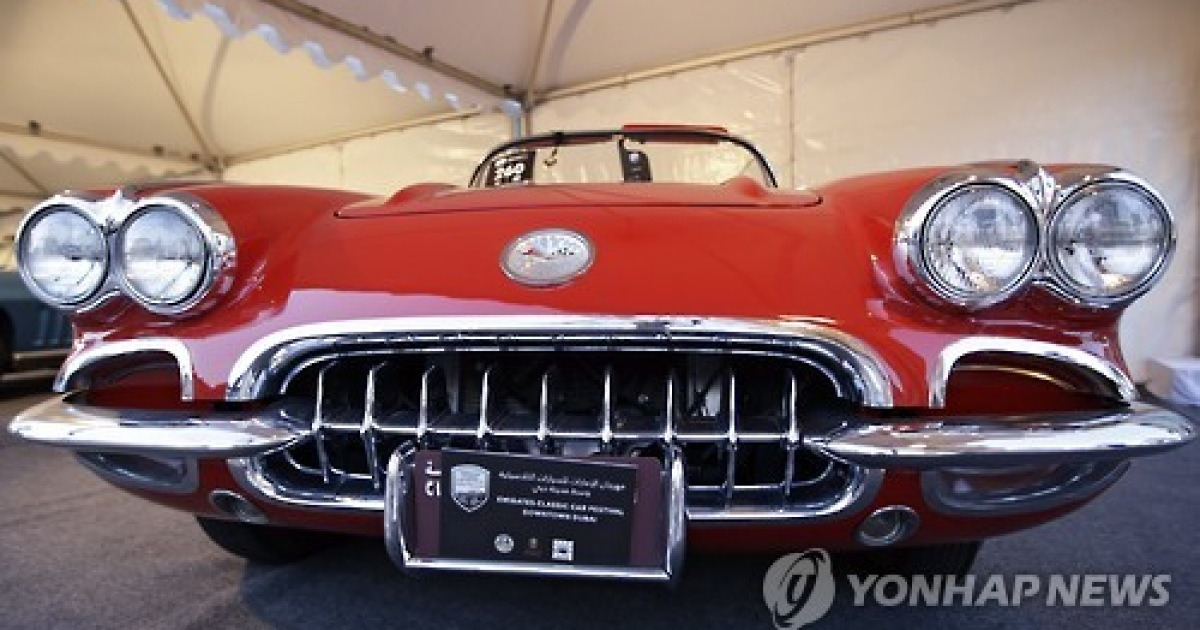 UAE EMIRATES CLASSIC CAR FESTIVAL