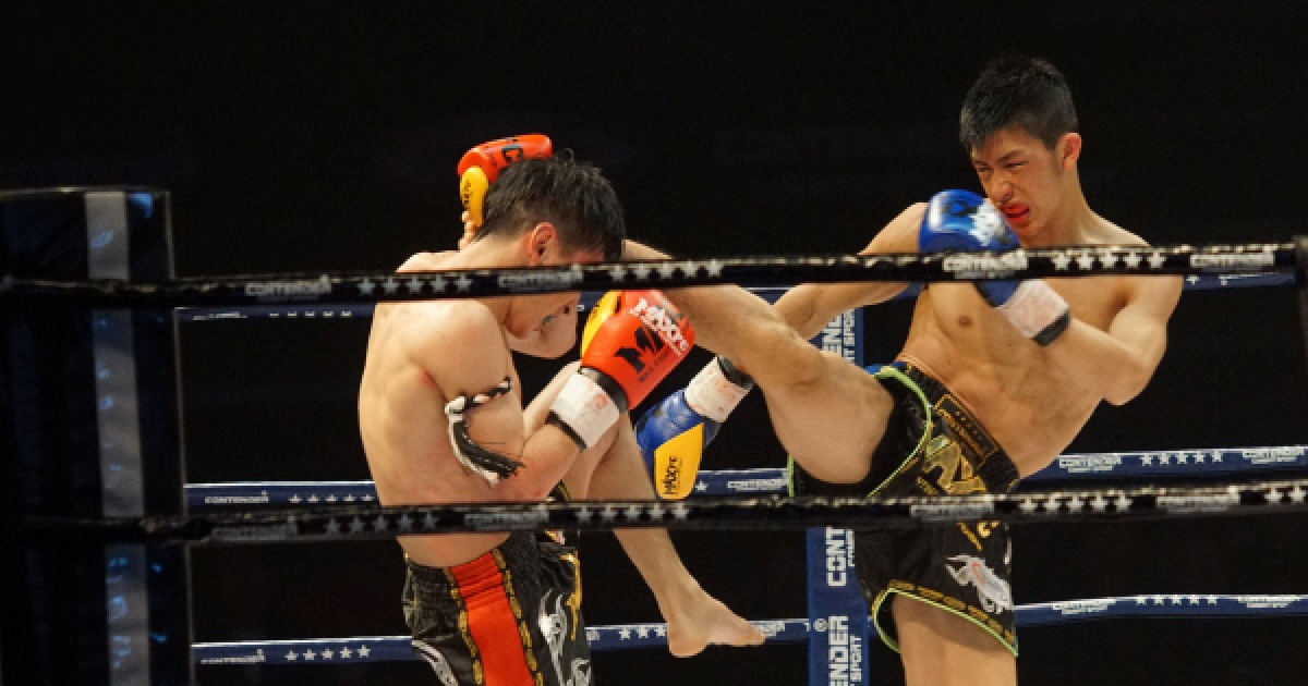 [스포츠경향 포토]'맥스FC 03' 아사히사 야스오의 강력한 하이킥