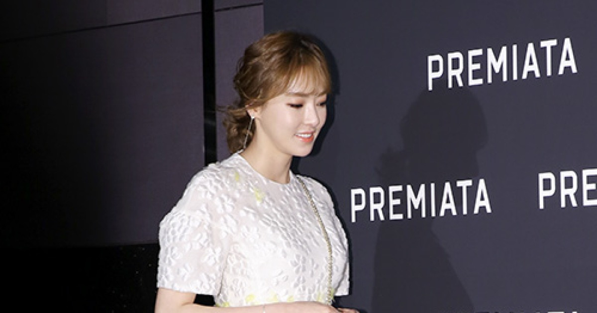 [bnt포토] 이다희 '순백의 자태로 입장'