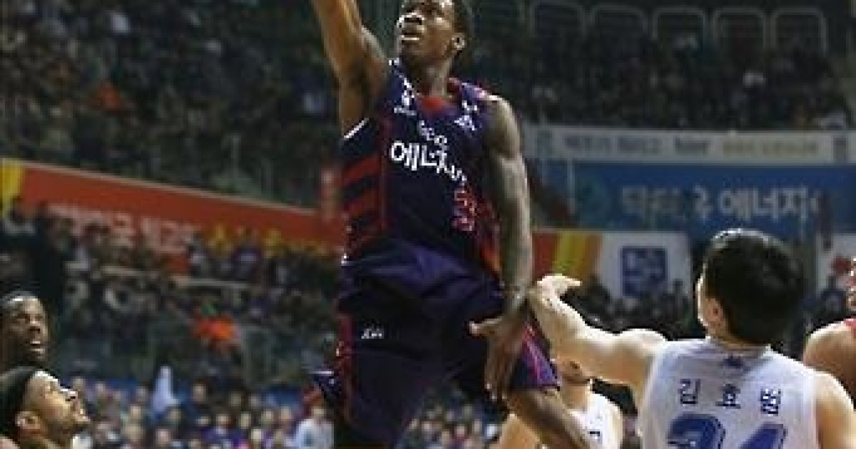 잭슨, KCC에 트라우마 안긴 막강공격