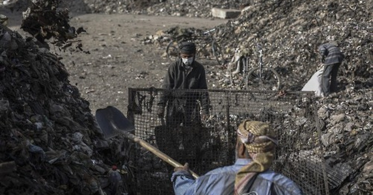 SYRIA DOUMA GARBAGE MANURE
