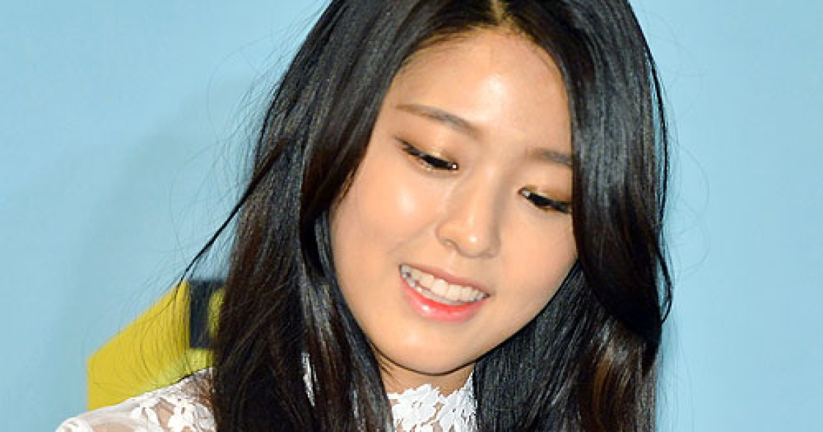 [쿠키 포토] AOA 설현, 얼굴에서 빛이 나네~