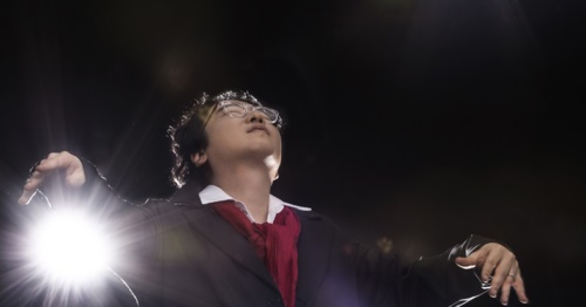 [bnt화보] 윤일상 "DJ DOC 프로듀스로 '밀리언셀러' 달성 후 연이은 히트에 자만했었다"