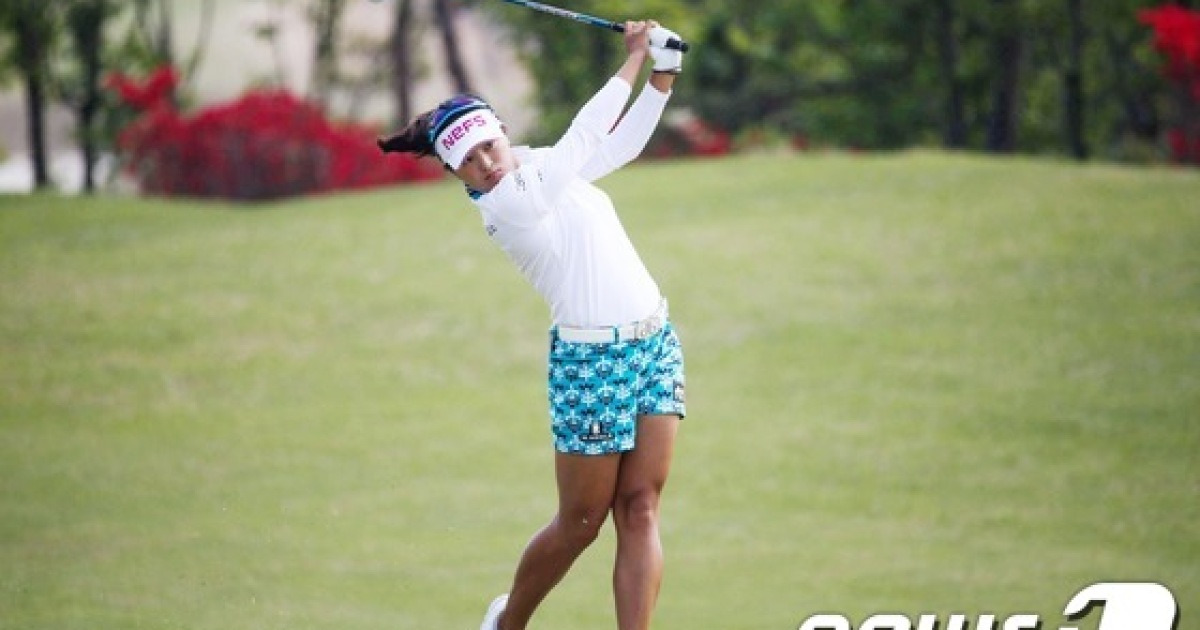 [KLPGA] 고진영, KG·이데일리 레이디스서 시즌 첫 우승